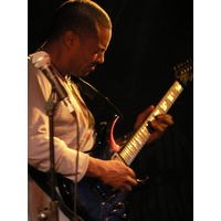 Artist Profile - Tony Macalpine - Pictures