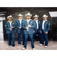 Artist Profile - Voz De mando - Pictures