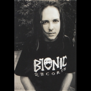 Artist Profile - Jonathan Davis - Pictures