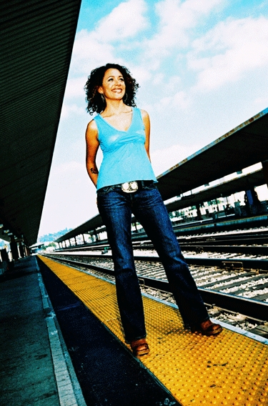 Artist Profile - Sarah Dashew - Pictures