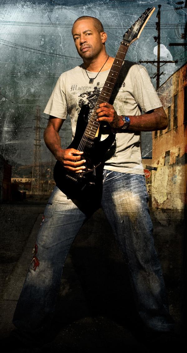Artist Profile - Tony Macalpine - Pictures