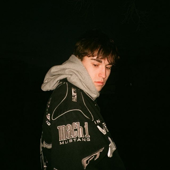 Artist Profile - COTIS - Pictures