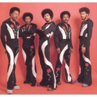 Tavares on Jango Radio | Songs, Videos, Bio