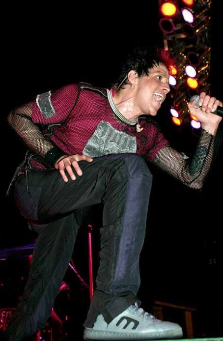 Artist Profile - Jay Gordon - Pictures